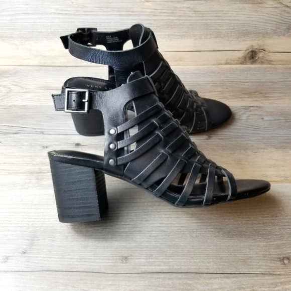 Very Volatile | Shoes | Very Volatile Leather Black Gladiator Stacked ...